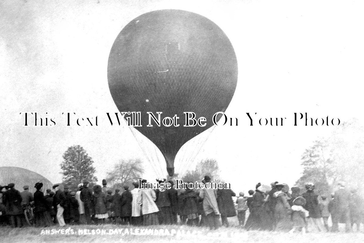 LO 2033 - Balloon Ascent In Alexandra Park, London 1905 – JB Archive