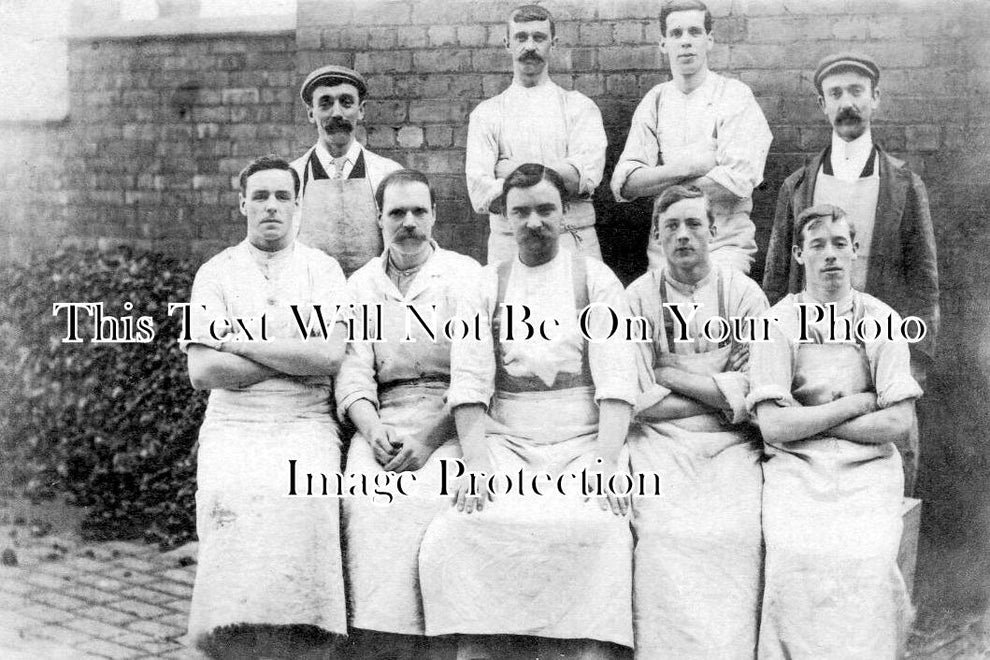 DR 3797 - Workmen At Ripley, Derby, Derbyshire – JB Archive