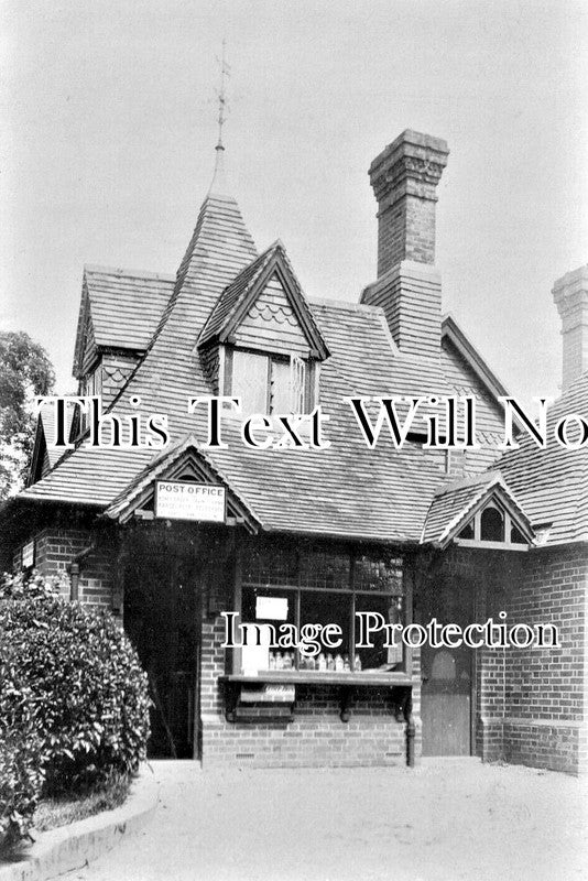 SU 3935 - Bramley Post Office, Surrey – JB Archive