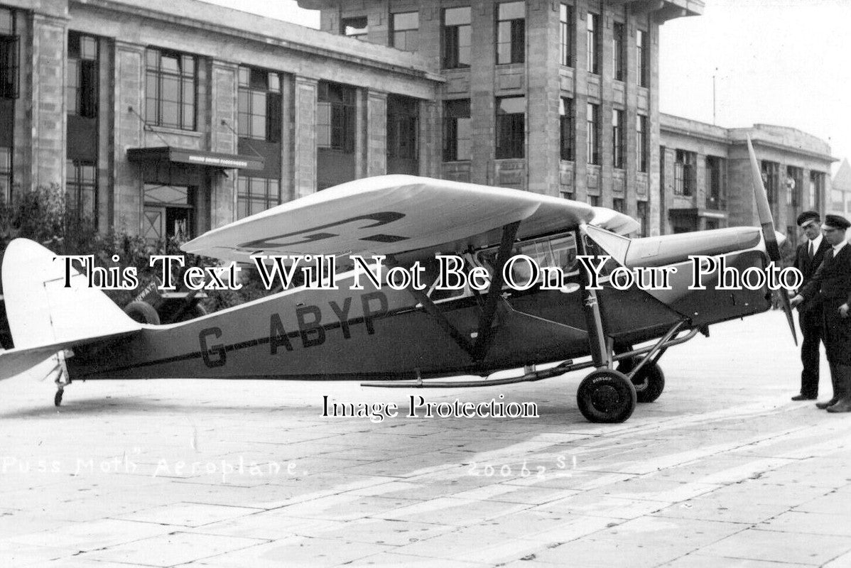 SU 3974 - Puss Moth Aeroplane, Croydon Airport, Surrey – JB Archive