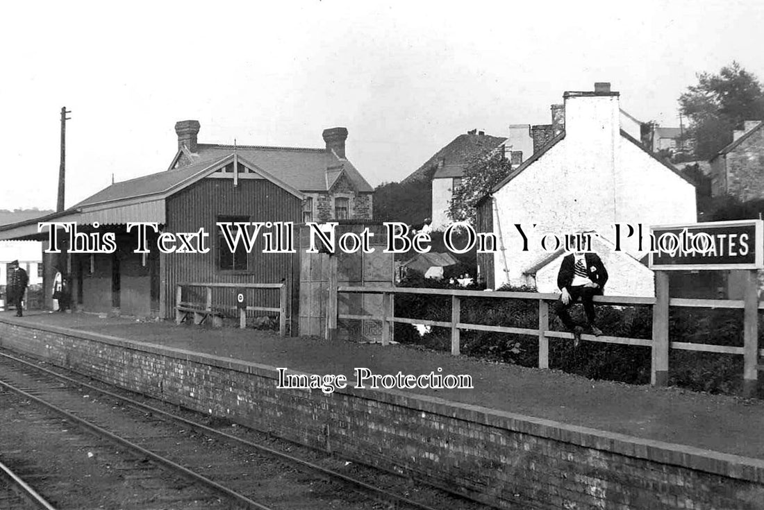 WL 3694 - Pontyates Railway Station, Wales – JB Archive