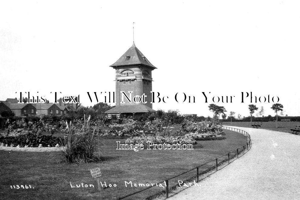 BF 1200 - Luton Hoo Memorial Park, Bedfordshire – JB Archive