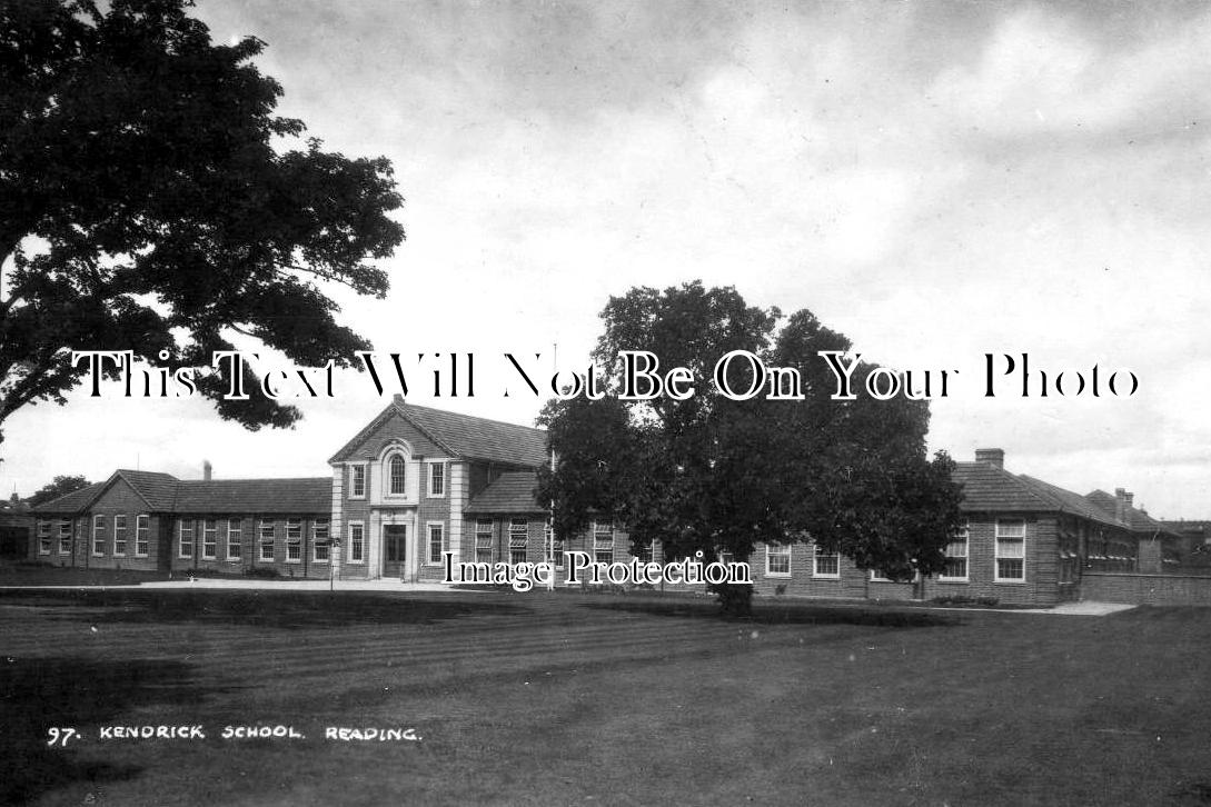 BK 2864 - Kendrick School, Reading, Berkshire – JB Archive