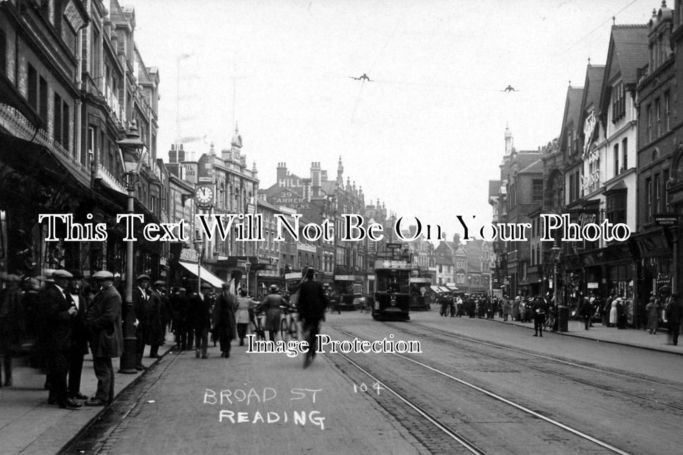 BK 85 - Broad Street, Reading, Berkshire - Tram etc – JB Archive