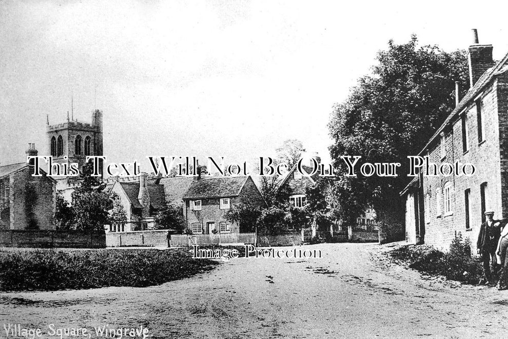 BU 1334 - Village Square, Wingrave, Buckinghamshire – JB Archive