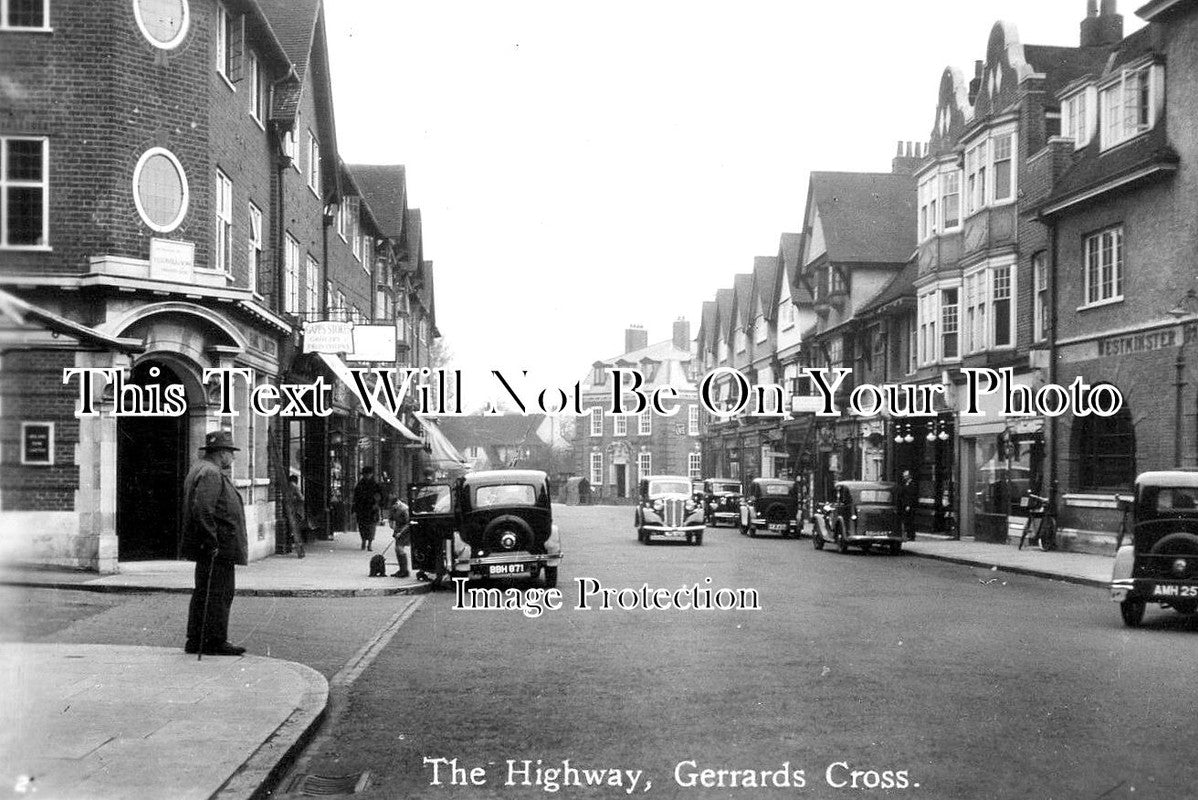 BU 1597 - The Highway, Gerrards Cross, Buckinghamshire – JB Archive