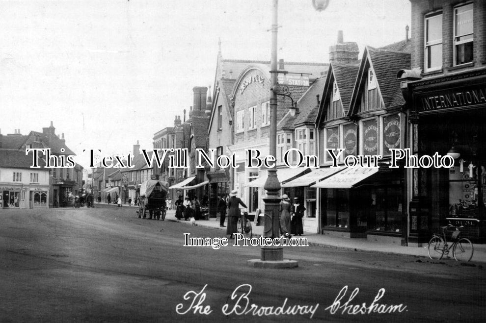 BU 282 - The Broadway, Chesham, Buckinghamshire – JB Archive