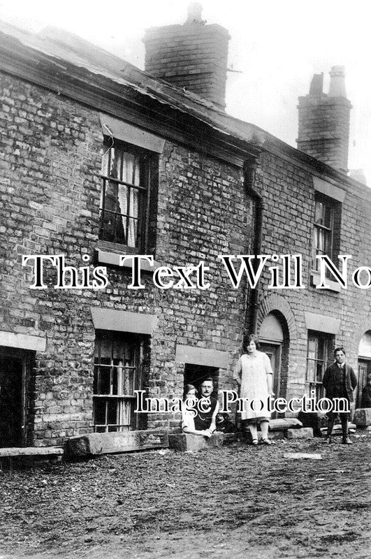 CH 1995 - Subsidence, Northwich, Cheshire – JB Archive