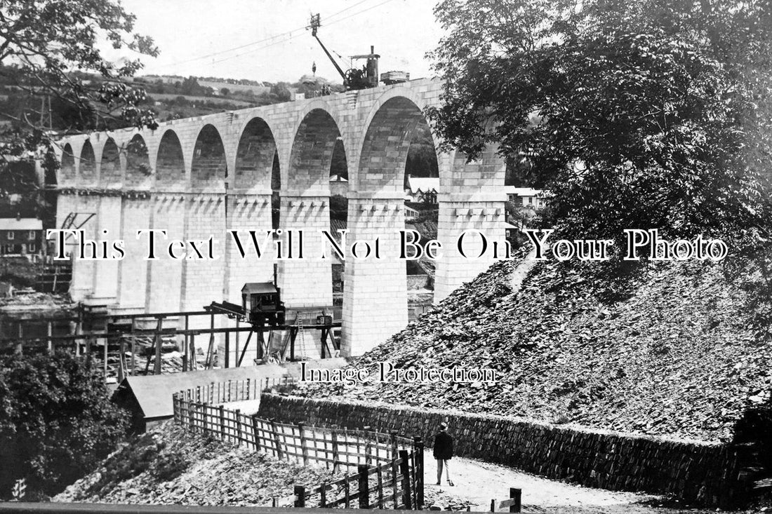 CO 152 - Building Of Calstock Viaduct, Cornwall – JB Archive