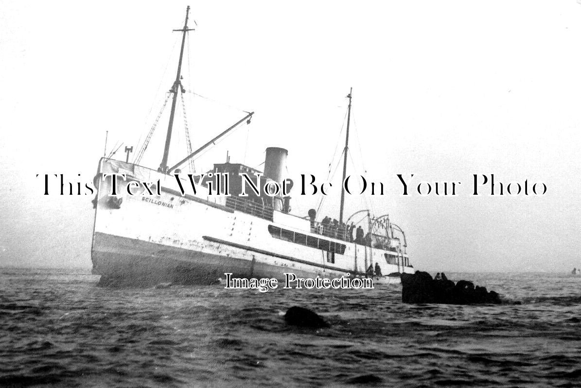 CO 3524 - Shipwreck, Scilly Isles, Cornwall – JB Archive