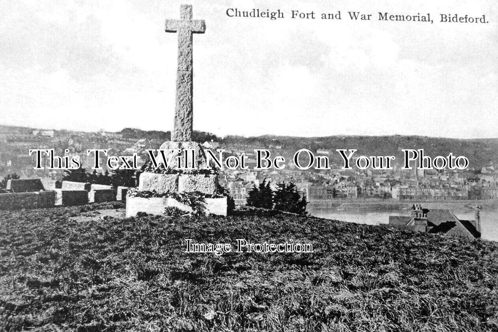 DE 2598 - Chudleigh Fort & War Memorial, Bideford, Devon – JB Archive