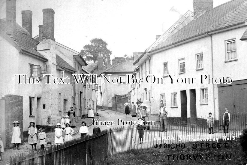 DE 2657 - Jericho Street, Thorverton, Devon – JB Archive