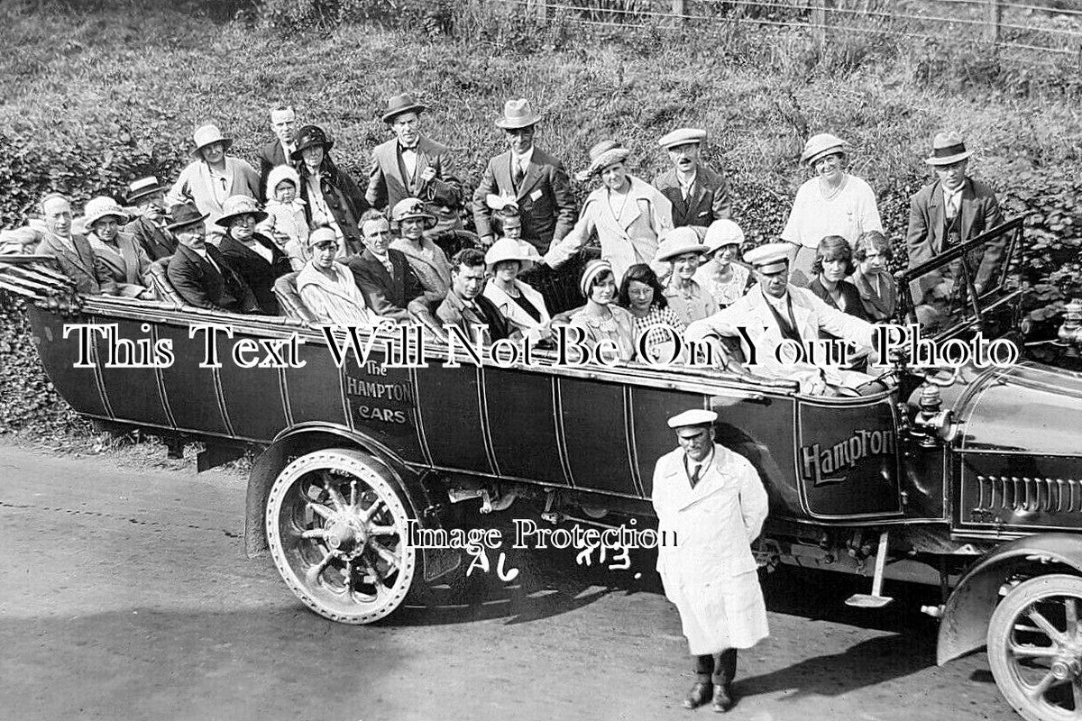 DE 3844 - The Hampton Cars Charabanc, Paignton, Devon – JB Archive