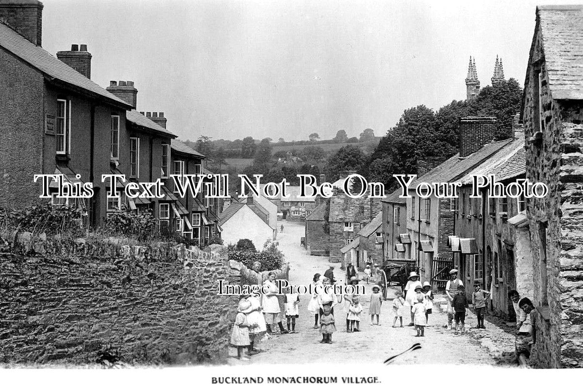 DE 4156 - Buckland Monachorum Village, Devon – JB Archive