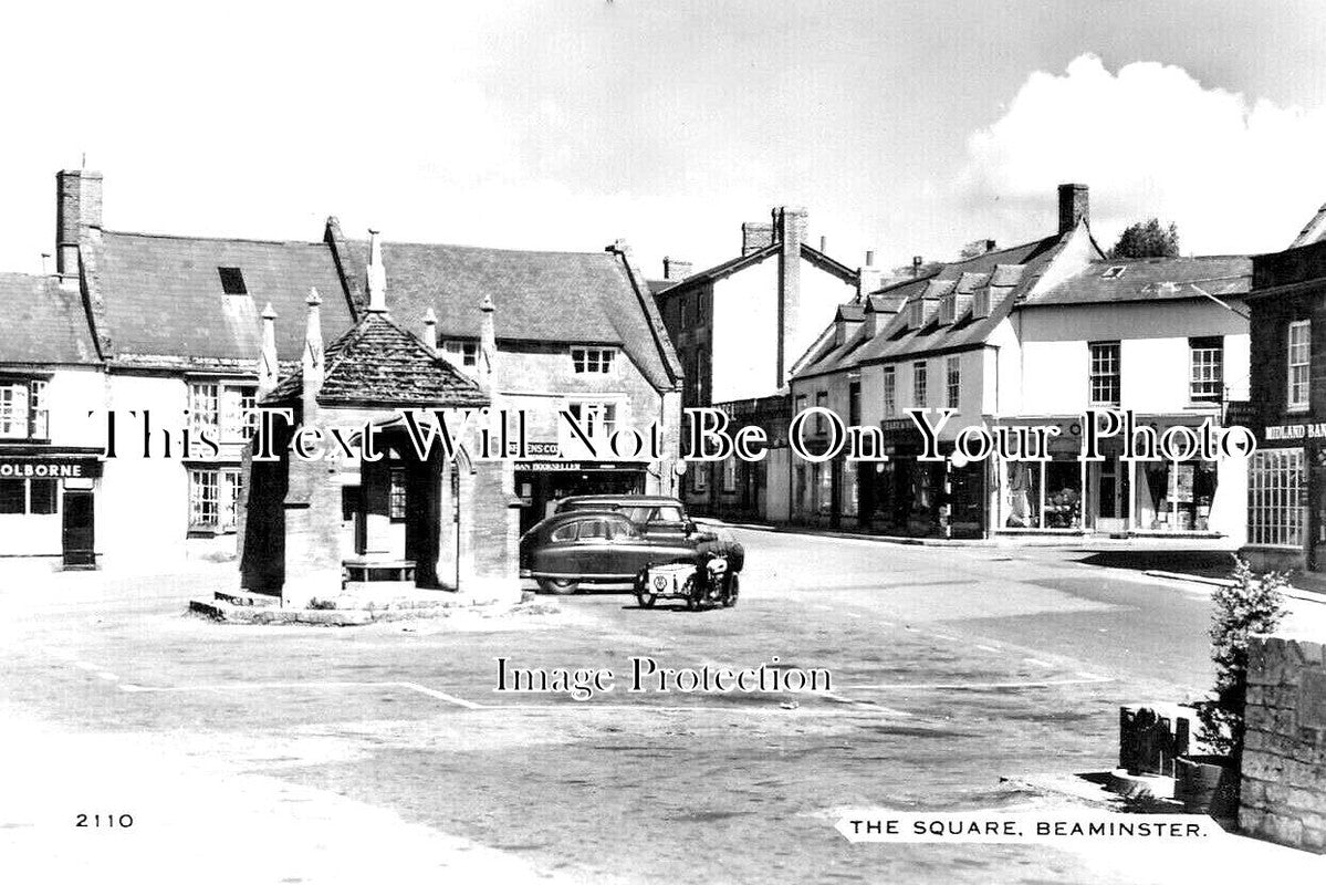DO 2352 - The Square, Beaminster, Dorset c1955 – JB Archive