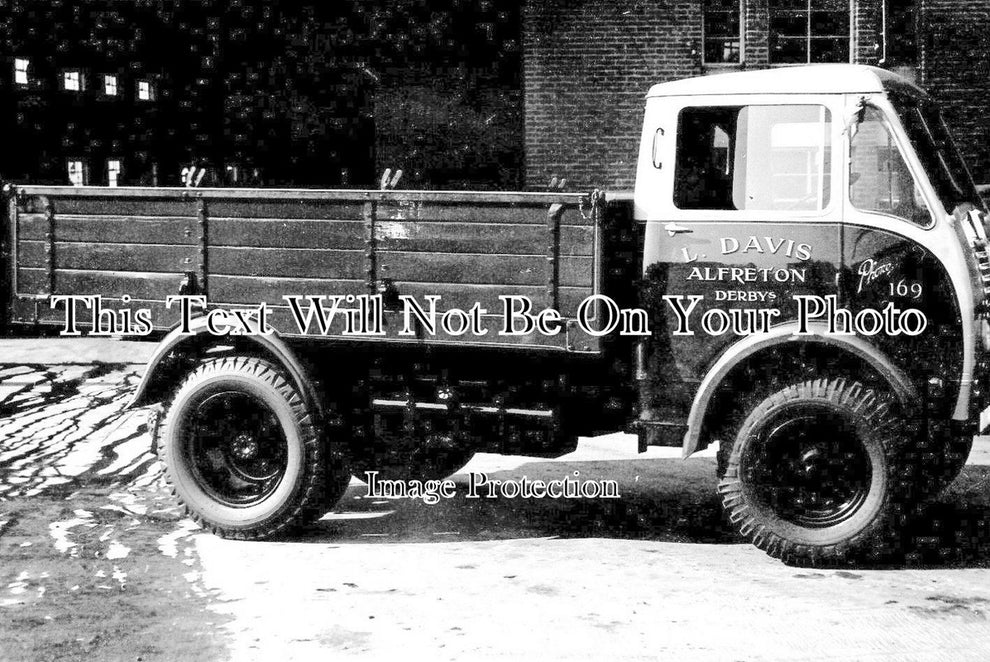 DR 1336 - L Davis Haulage Lorry, Alfreton, Derbyshire c1950 – JB Archive