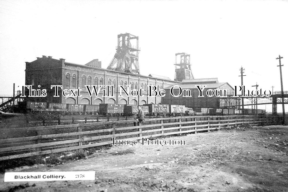 DU 595 - Blackhall Colliery, County Durham – JB Archive
