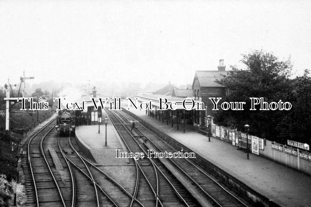 ES 1485 - Upminster Railway Station, Essex – JB Archive