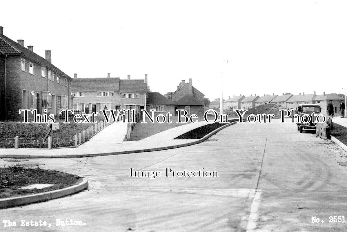 ES 4125 - The Estate, Hutton, Essex – JB Archive