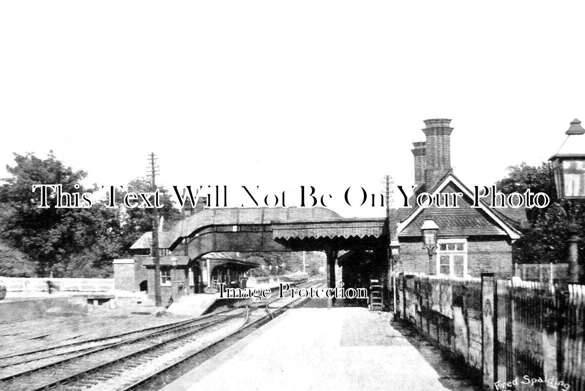 ES 4370 - Ingatestone Railway Station, Essex – JB Archive