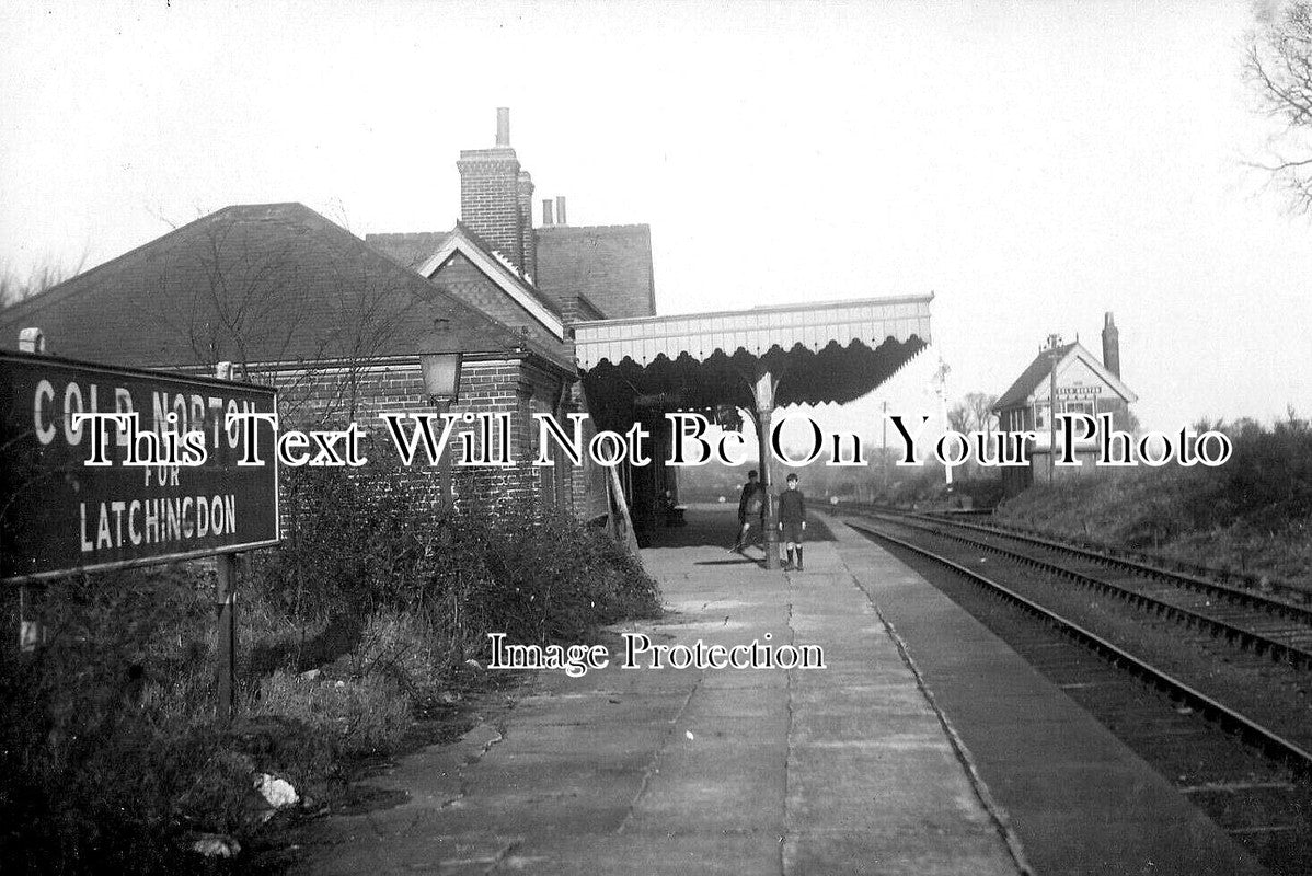 ES 5556 - Cold Norton For Latchingdon Railway Station, Essex – JB Archive