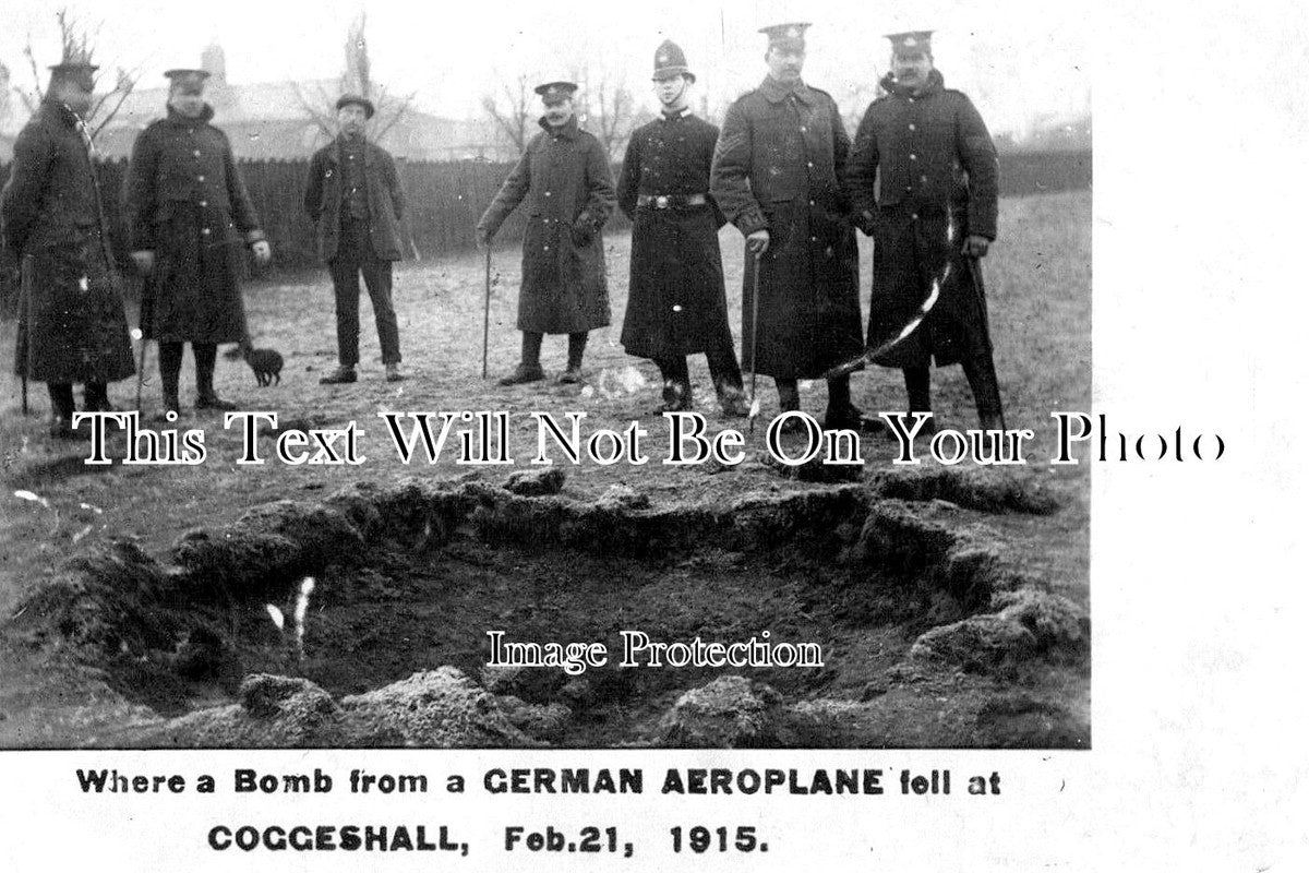ES 5996 - Germam Bomb Crater, Coggeshall, Essex 1915 WW1 – JB Archive