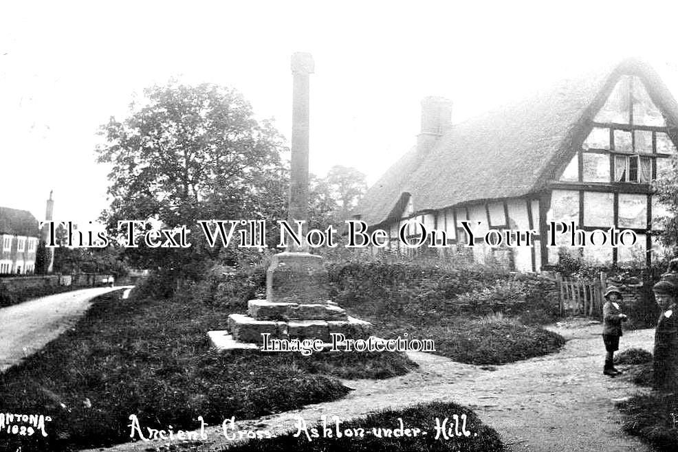 GL 1152 - Ancient Cross, Ashton Under Hill, Gloucestershire – JB Archive