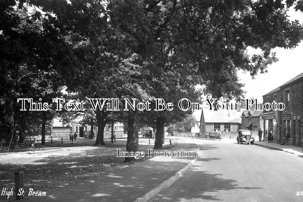GL 1320 - High Street, Bream, Gloucestershire c1950 – JB Archive