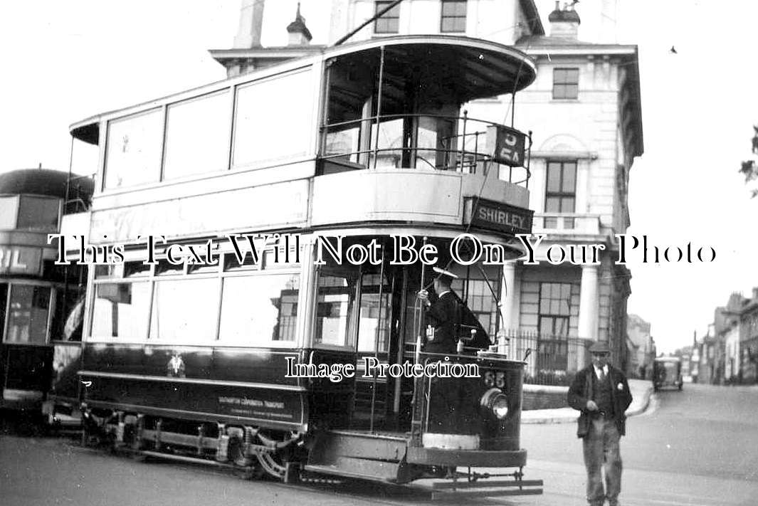 HA 3748 - Southampton Tram On Bugle Street, Hampshire 1939 – JB Archive