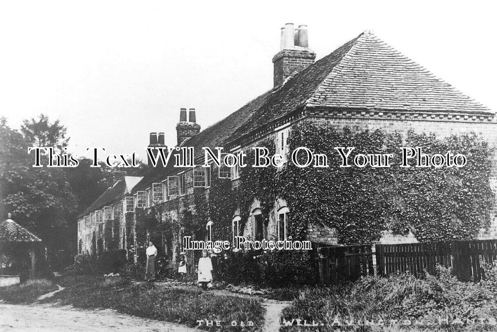 HA 5679 - The Old Well, Avington, Hampshire – JB Archive