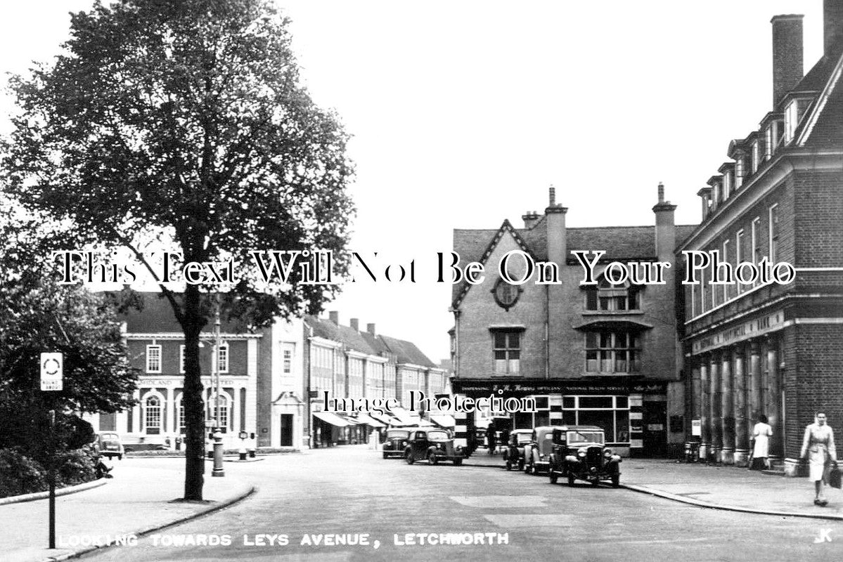 HF 2508 - Leys Avenue, Letchworth, Hertfordshire c1958 – JB Archive
