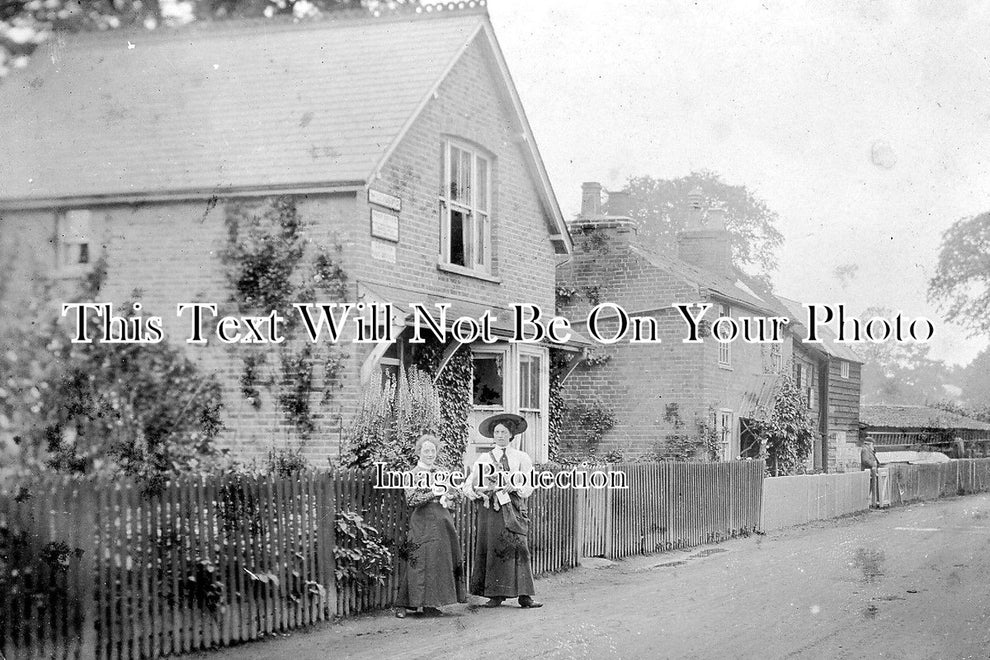 HF 493 - Garston Post Office, Hertfordshire c1910 – JB Archive