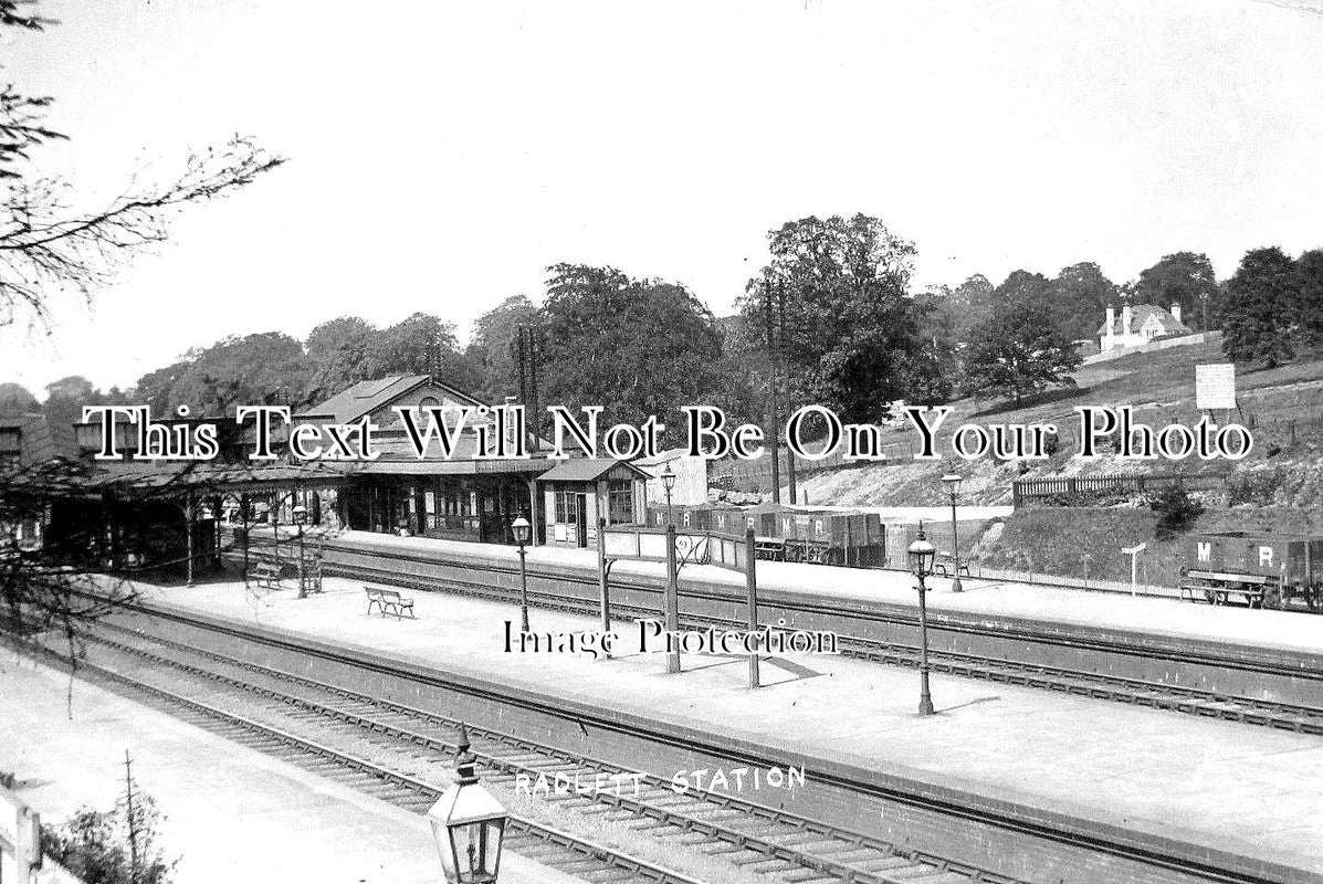 HF 898 - Radlett Railway Station, Hertfordshire c1910 – JB Archive