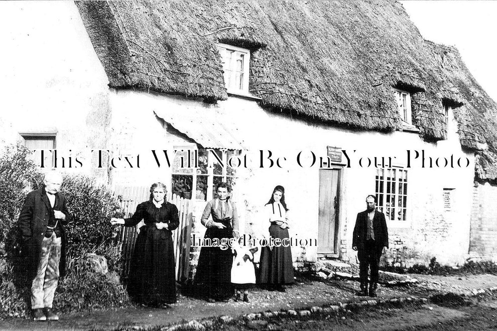 HU 151 - Great Gidding Shop, Cambridgeshire – JB Archive