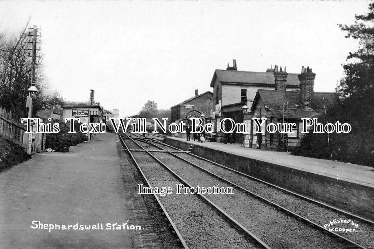 KE 1371 - Shepherdswell Railway Station, Kent – JB Archive