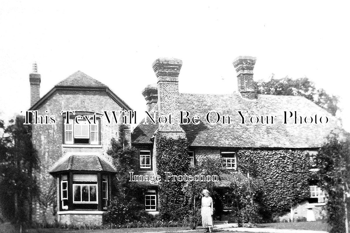 KE 2594 - Ulcombe, Kent – JB Archive