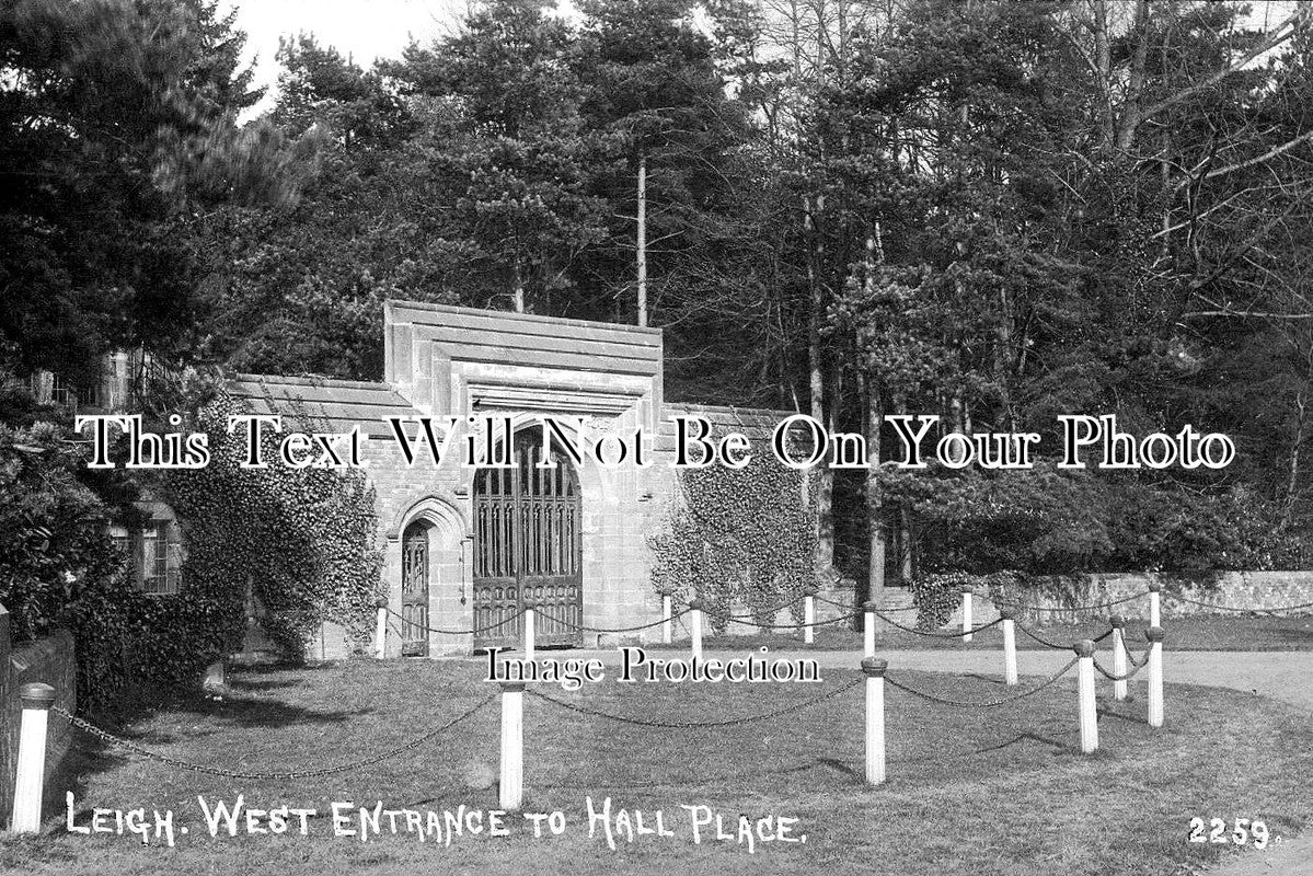 KE 2700 - Entrance To Hall Place, Leigh, Lyghe, Kent – JB Archive
