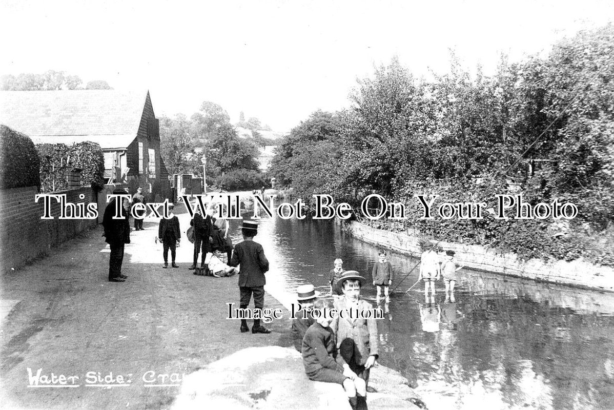 KE 3114 - Water Side, Crayford, Kent – JB Archive