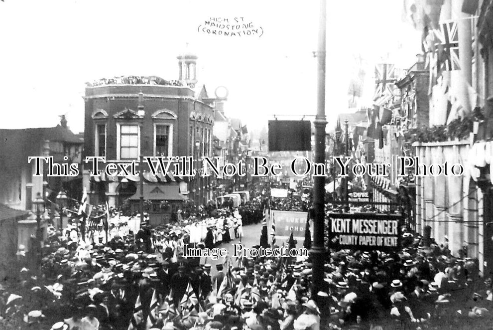 KE 3570 - George V Coronation, High Street, Maidstone, Kent – JB Archive