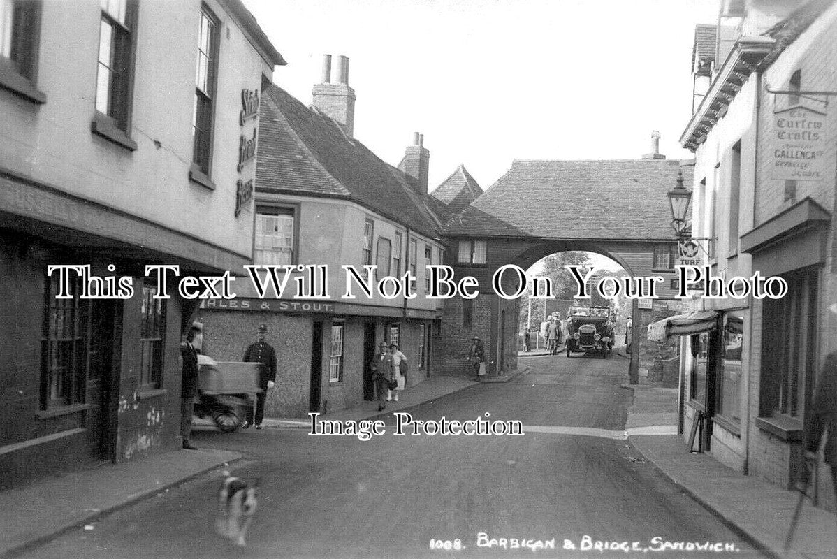 KE 3756 - Barbican & Bridge, Sandwich, Kent – JB Archive