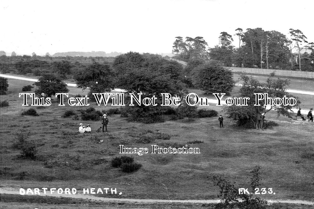 KE 6027 - Dartford Heath, Kent – JB Archive