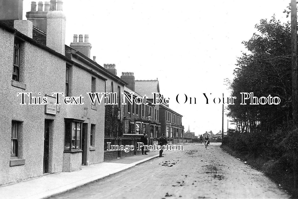 LA 2920 - Knott End, Lancaster Road, Lancashire – JB Archive