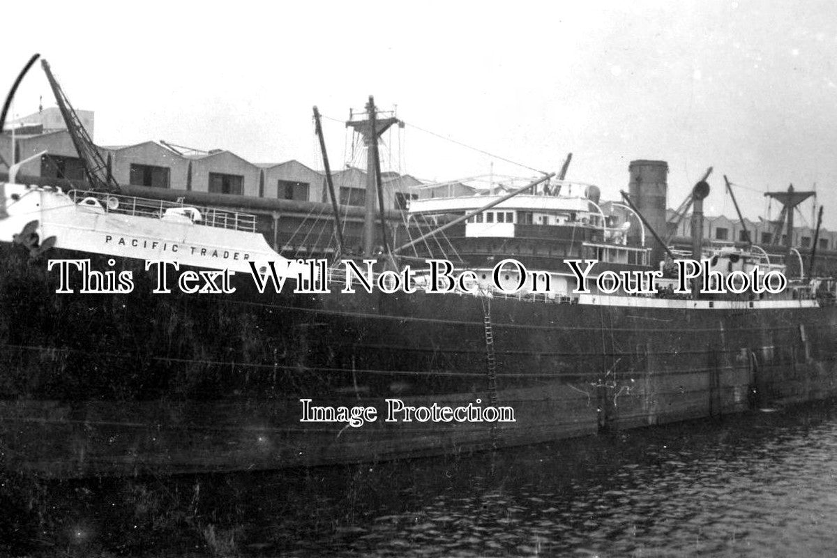 LA 3227 - SS Pacific Trader, Salford, Manchester Ship Canal – JB Archive