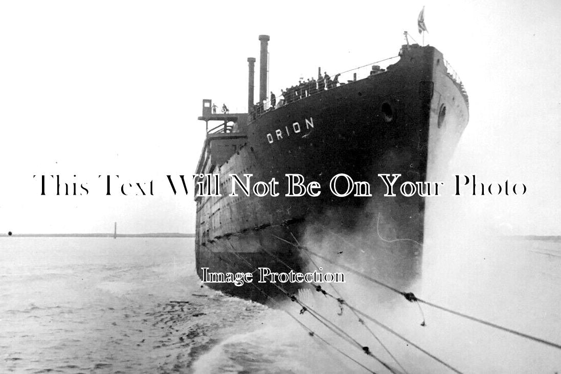 LA 4573 - Launch Of RMS Orion, Barrow Channel, Lancashire – JB Archive