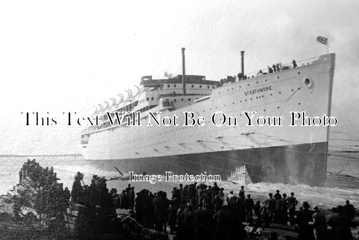 LA 4614 - Launch Of TSS Strathmore, Barrow, Lancashire – JB Archive