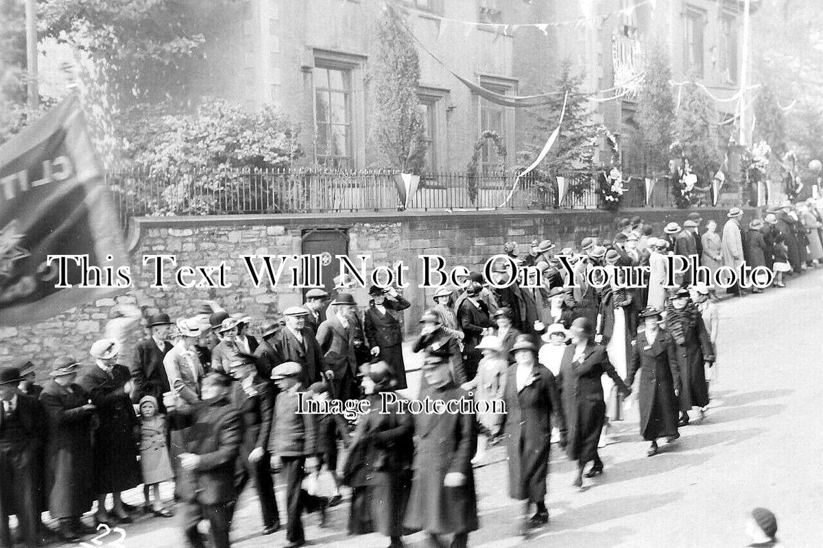 LA 6638 - Coronation Parade, Clitheroe, Lancashire – JB Archive