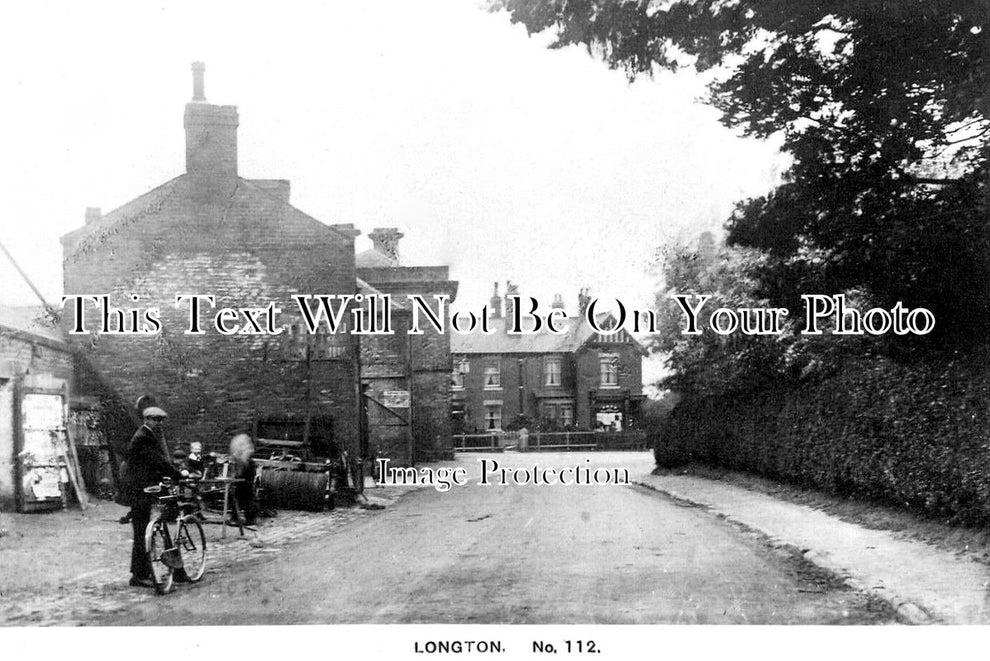 LA 7251 - Longton, Lancashire – JB Archive