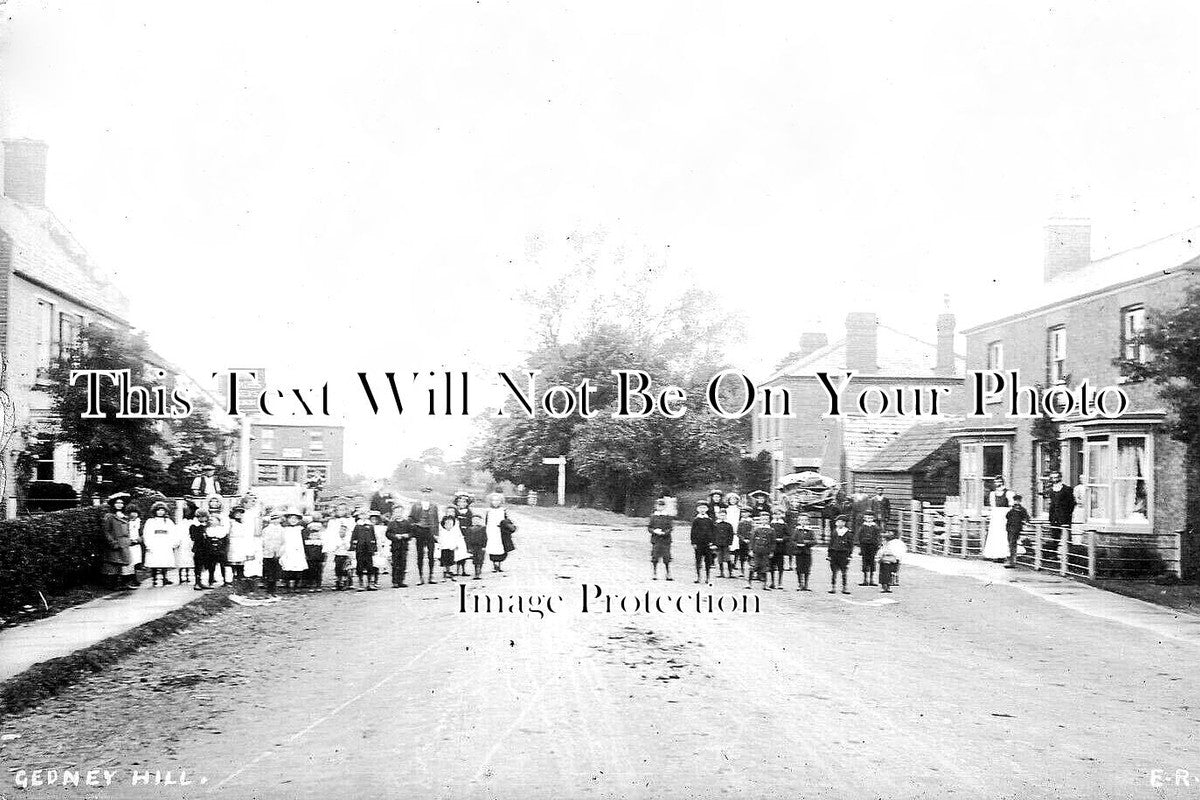 LI 2111 - Gedney Hill, Lincolnshire – JB Archive