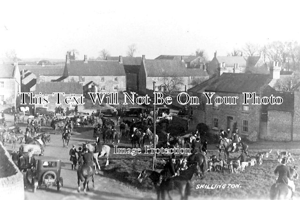 LI 302 - Hunt Scene, Skillington Village, Lincolnshire – JB Archive