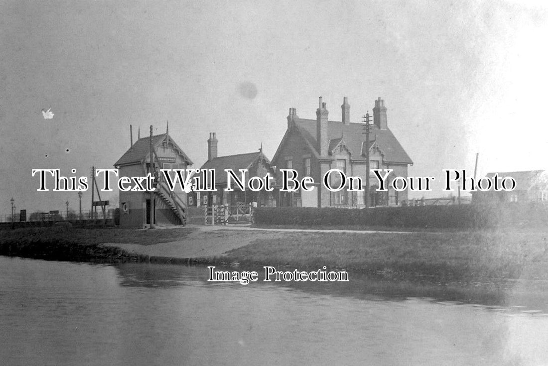 LI 554 - Washingborough Railway Station, Lincolnshire c1920 – JB Archive